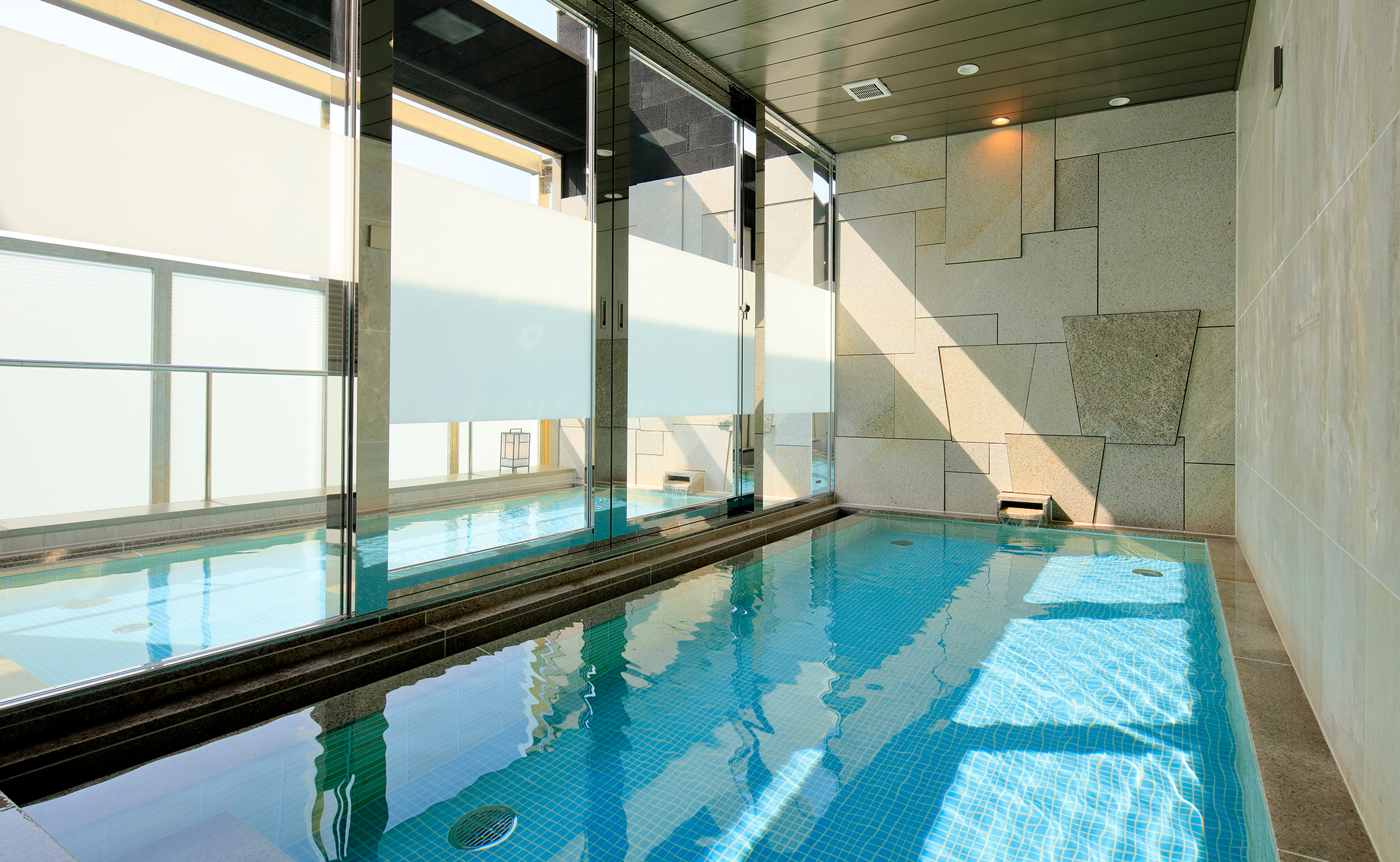 SKYSPA & SAUNA | [Official] CANDEO HOTELS Kobe Tor Road | Hyogo ...